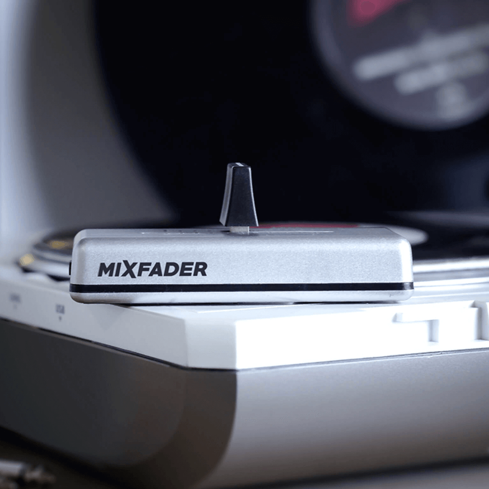 Mixfader, the first portable crossfader